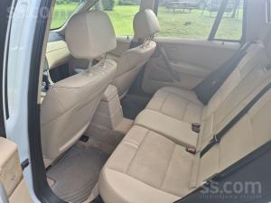 White BMW X3 2005 in Rezekne, with an engine capacity of 2.50 L and mileage of 175 thousand km for 2900 €, photo 4 on AUTOMOTO.COM.LV