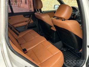 Balts BMW X3 2007 Jelgava, ar dzinēja tilpumu 3.00 L un nobraukumu 264 tūkst. km par 6000 €, foto 8 vietnē AUTOMOTO.COM.LV