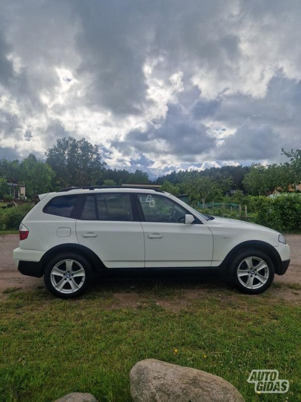 Balts BMW X3 2007 Telšiai, ar dzinēja tilpumu 3.00 L un nobraukumu 300 tūkst. km par 4500 €, foto 4 vietnē AUTOMOTO.COM.LV