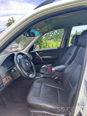 White BMW X3 2007 in Bauska, with an engine capacity of 3.00 L and mileage of 311 thousand km for 5250 €, photo 6 on AUTOMOTO.COM.LV