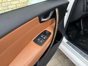Balts BMW X3 2007 Jelgava, ar dzinēja tilpumu 3.00 L un nobraukumu 265 tūkst. km par 5000 €, foto 10 vietnē AUTOMOTO.COM.LV