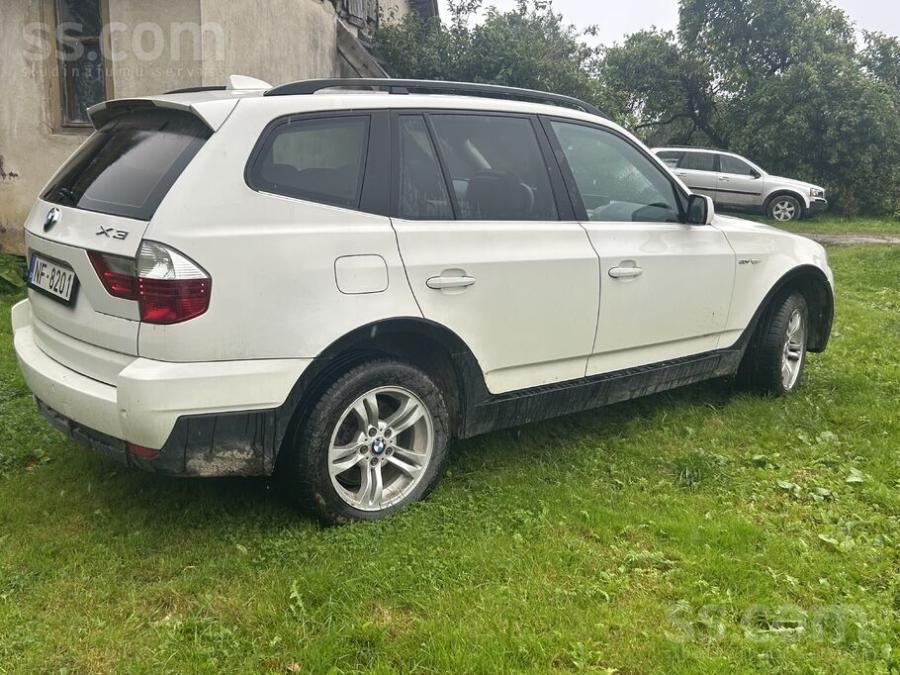 Белый БМВ Х3 2007 в Айзкраукле, объемом двигателя 3.00 л и пробегом 293 тыс. км за 3000 €, фото 5 на AUTOMOTO.COM.LV