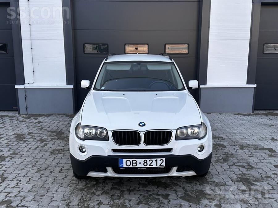 White BMW X3 2008 in Riga, with an engine capacity of 2.00 L and mileage of 261 thousand km for 4999 €, photo 4 on AUTOMOTO.COM.LV