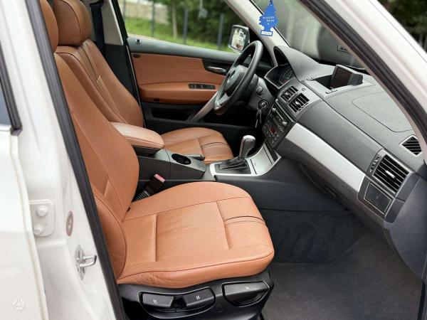 Balts BMW X3 2008 Prienai, ar dzinēja tilpumu 2.99 L un nobraukumu 285 tūkst. km par 5150 €, foto 9 vietnē AUTOMOTO.COM.LV