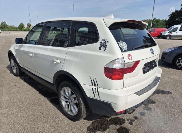 White BMW X3 2008 in Klaipeda, with an engine capacity of 2.00 L and mileage of 220 thousand km for 3200 €, photo 3 on AUTOMOTO.COM.LV