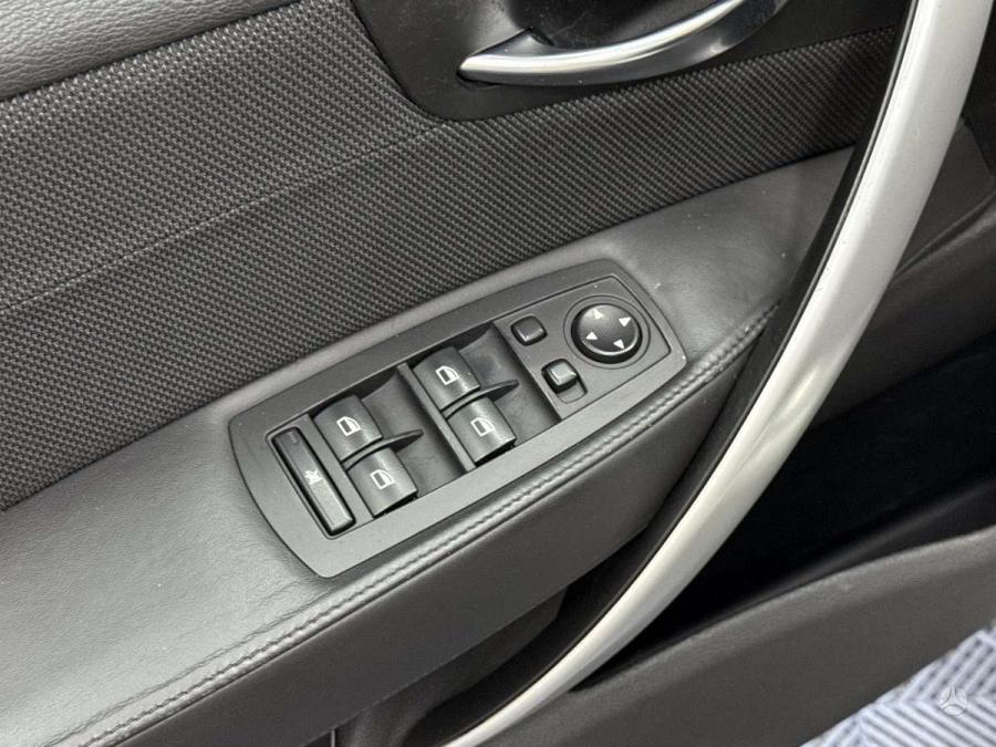 Balts BMW X3 2008 Marijampole, ar dzinēja tilpumu 2.00 L un nobraukumu 192 tūkst. km par 6750 €, foto 23 vietnē AUTOMOTO.COM.LV
