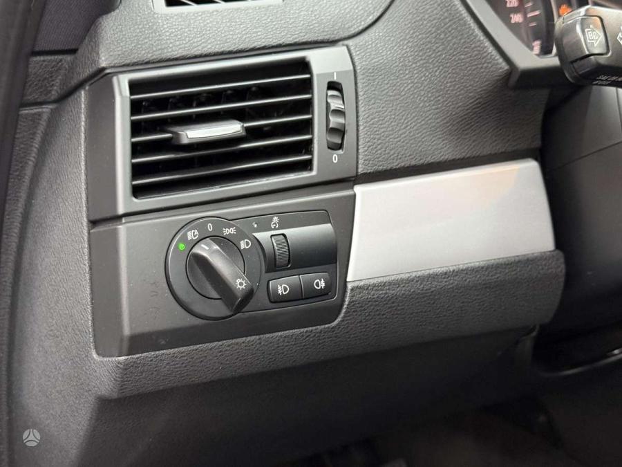 Balts BMW X3 2008 Marijampole, ar dzinēja tilpumu 2.00 L un nobraukumu 192 tūkst. km par 6750 €, foto 24 vietnē AUTOMOTO.COM.LV
