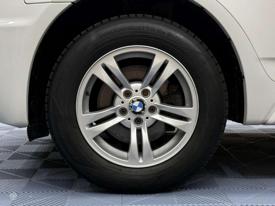 Balts BMW X3 2008 Marijampole, ar dzinēja tilpumu 2.00 L un nobraukumu 192 tūkst. km par 6750 €, foto 31 vietnē AUTOMOTO.COM.LV