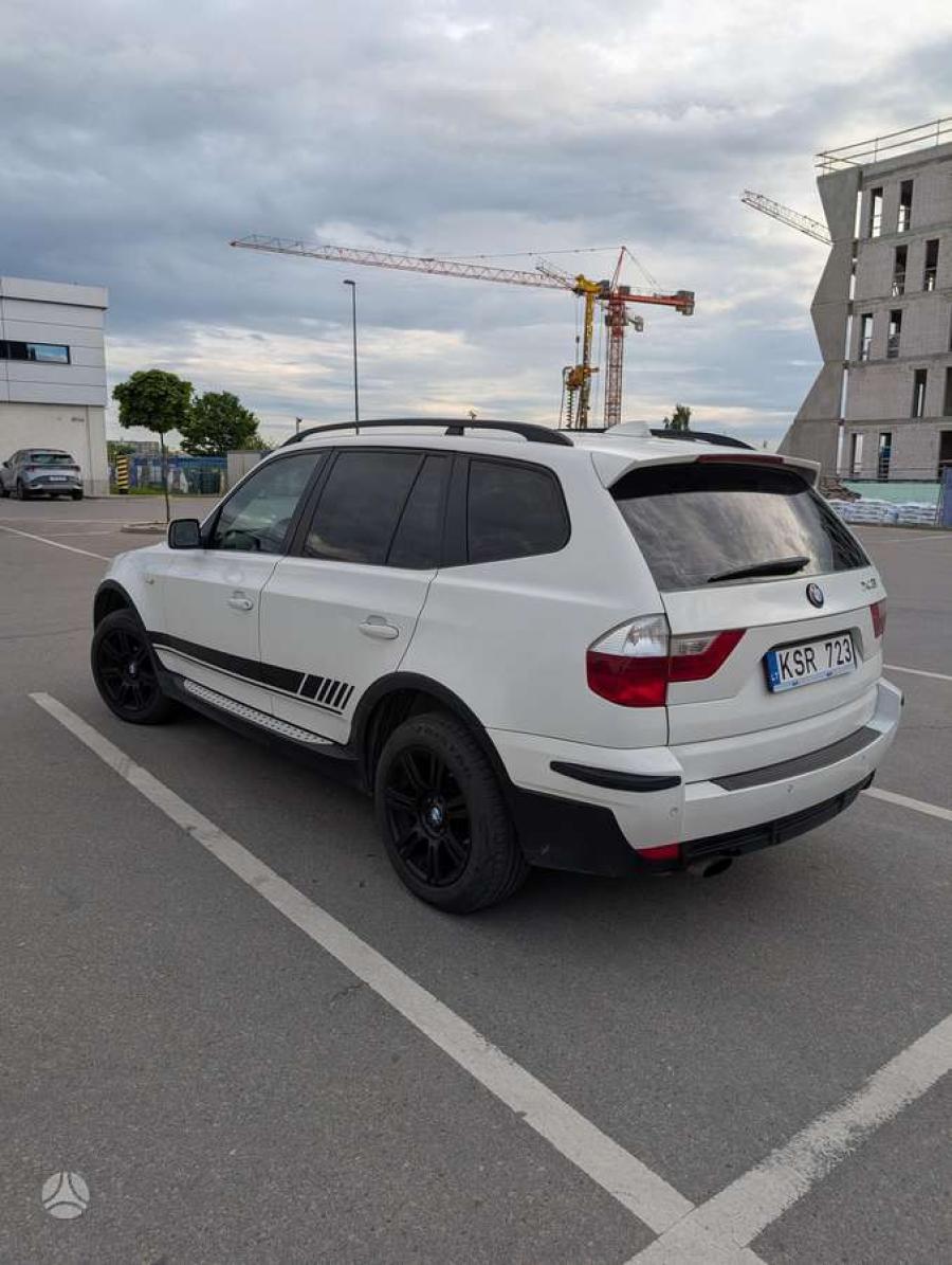 White BMW X3 2008 in Vilnius, with an engine capacity of 2.00 L and mileage of 222 thousand km for 4700 €, photo 6 on AUTOMOTO.COM.LV