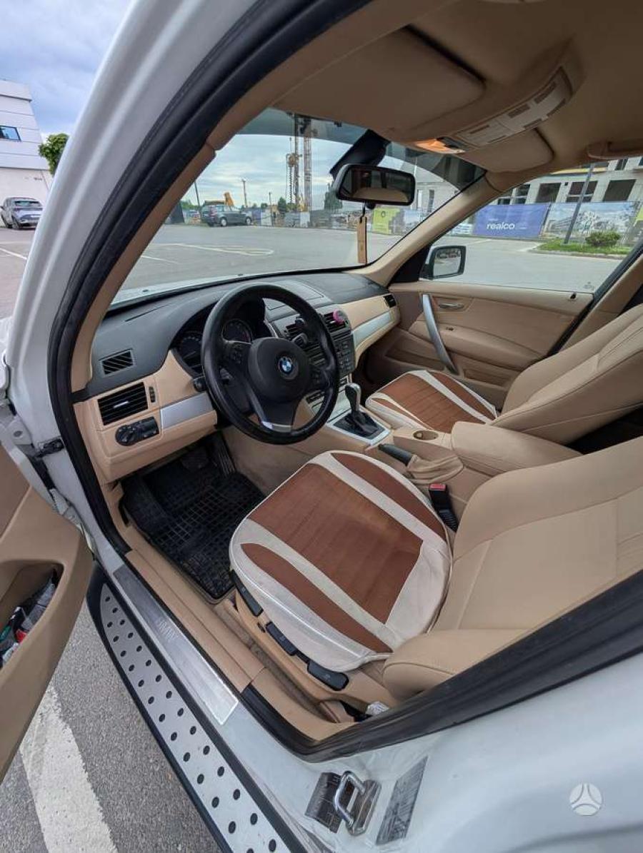 White BMW X3 2008 in Vilnius, with an engine capacity of 2.00 L and mileage of 222 thousand km for 4700 €, photo 10 on AUTOMOTO.COM.LV