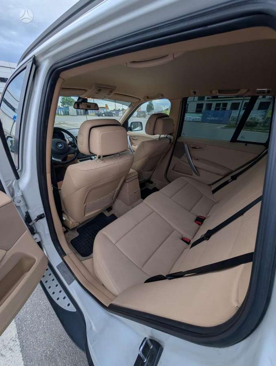 White BMW X3 2008 in Vilnius, with an engine capacity of 2.00 L and mileage of 222 thousand km for 4700 €, photo 12 on AUTOMOTO.COM.LV
