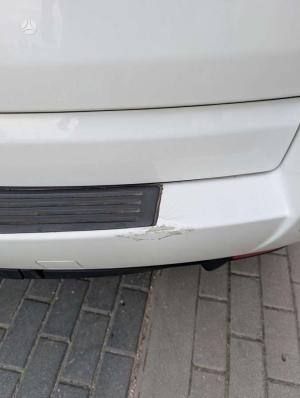 White BMW X3 2008 in Vilnius, with an engine capacity of 2.00 L and mileage of 222 thousand km for 4700 €, photo 16 on AUTOMOTO.COM.LV