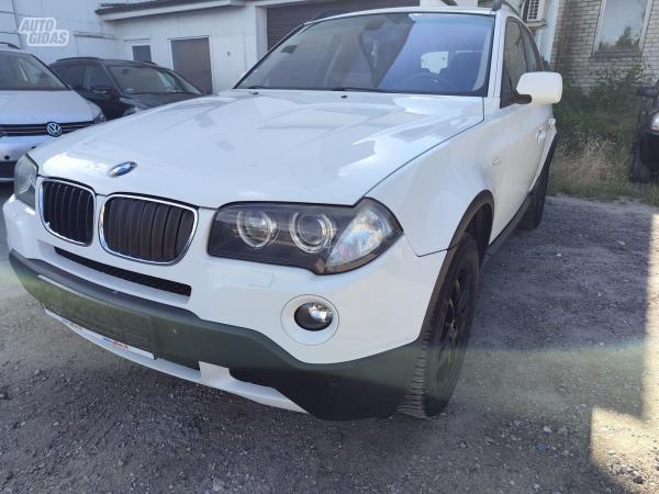 БМВ Х3 2008 в Утена на AUTOMOTO.COM.LV Белый БМВ Х3 2008 в Утена, объемом двигателя 2.00 л и пробегом 290 тыс. км за 4690 €, фото 4 на AUTOMOTO.COM.LV