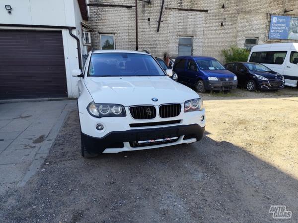 БМВ Х3 2008 в Утена на AUTOMOTO.COM.LV Белый БМВ Х3 2008 в Утена, объемом двигателя 2.00 л и пробегом 290 тыс. км за 4690 €, фото 10 на AUTOMOTO.COM.LV