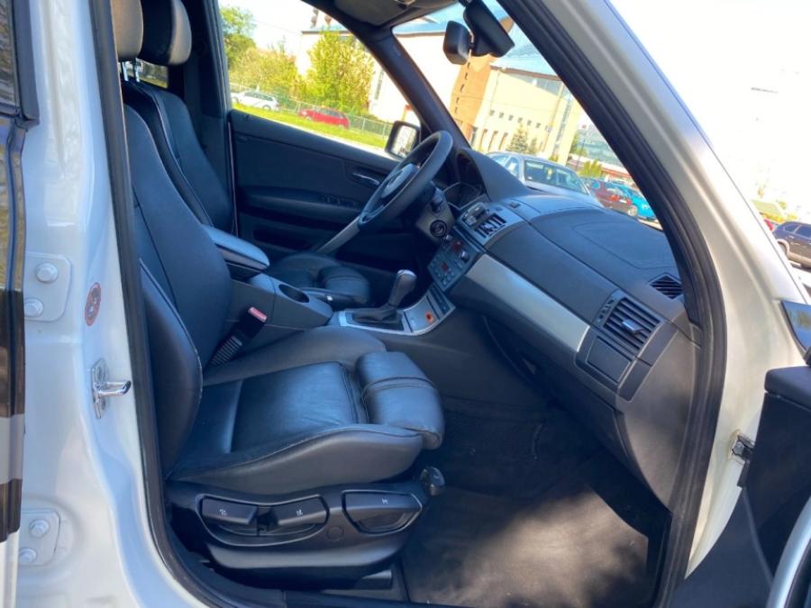 White BMW X3 2009 in Riga, with an engine capacity of 2.00 L and mileage of 262 thousand km for 8950 €, photo 10 on AUTOMOTO.COM.LV