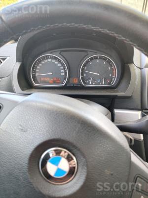 White BMW X3 2009 in Riga, with an engine capacity of 3.00 L and mileage of 322 thousand km for 4900 €, photo 9 on AUTOMOTO.COM.LV