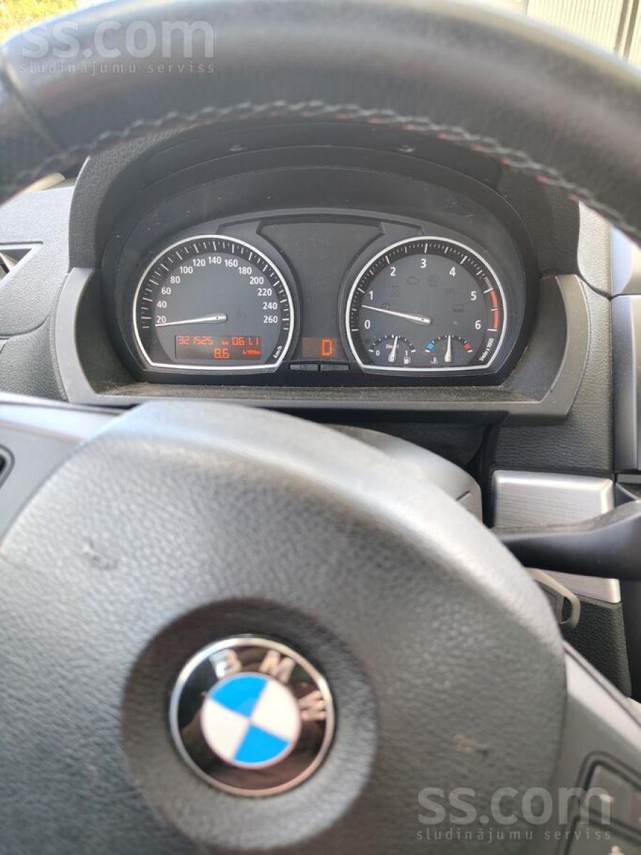 White BMW X3 2009 in Riga, with an engine capacity of 3.00 L and mileage of 322 thousand km for 4900 €, photo 9 on AUTOMOTO.COM.LV