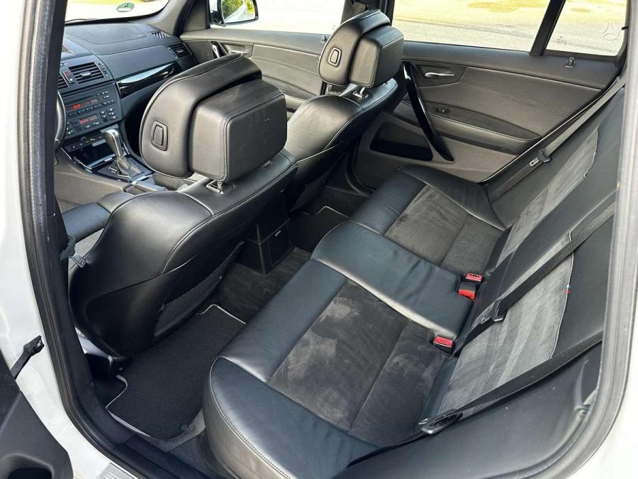 Balts BMW X3 2009 Marijampole, ar dzinēja tilpumu 2.00 L un nobraukumu 284 tūkst. km par 6499 €, foto 13 vietnē AUTOMOTO.COM.LV