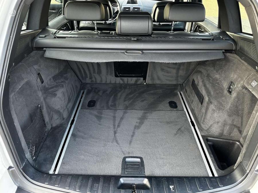Balts BMW X3 2009 Marijampole, ar dzinēja tilpumu 2.00 L un nobraukumu 284 tūkst. km par 6499 €, foto 14 vietnē AUTOMOTO.COM.LV