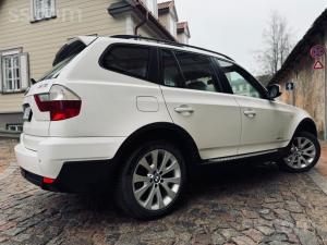 White BMW X3 2010 in Cesis, with an engine capacity of 2.00 L and mileage of 438 thousand km for 4700 €, photo 2 on AUTOMOTO.COM.LV