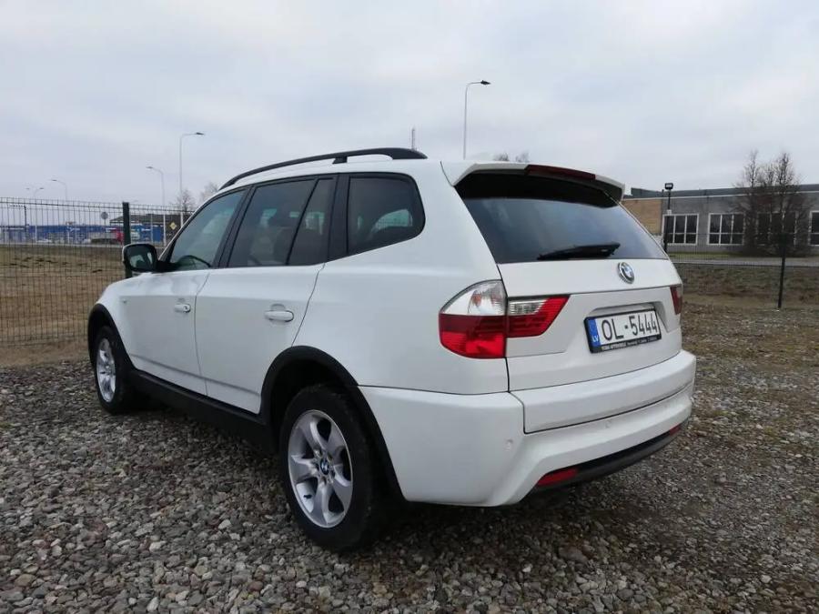 Balts BMW X3 2010 Saldus, ar dzinēja tilpumu 2.00 L un nobraukumu 230 tūkst. km par 6600 €, foto 5 vietnē AUTOMOTO.COM.LV