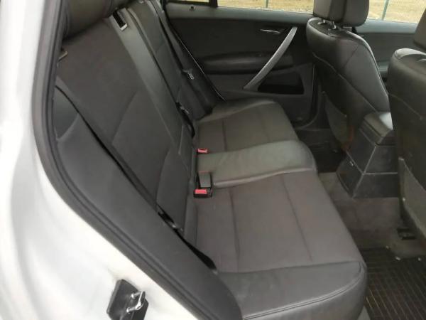 White BMW X3 2010 in Saldus, with an engine capacity of 2.00 L and mileage of 230 thousand km for 6600 €, photo 8 on AUTOMOTO.COM.LV