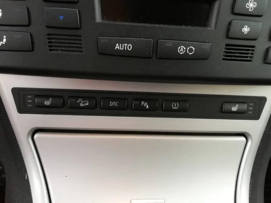 Balts BMW X3 2010 Saldus, ar dzinēja tilpumu 2.00 L un nobraukumu 230 tūkst. km par 6600 €, foto 13 vietnē AUTOMOTO.COM.LV