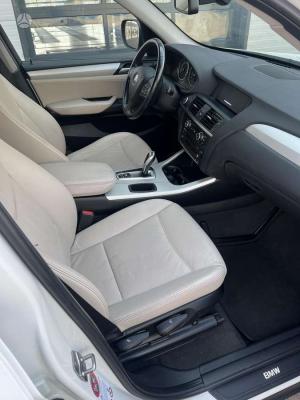White BMW X3 2010 in Panevezys, with an engine capacity of 2.00 L and mileage of 284 thousand km for 7800 €, photo 15 on AUTOMOTO.COM.LV