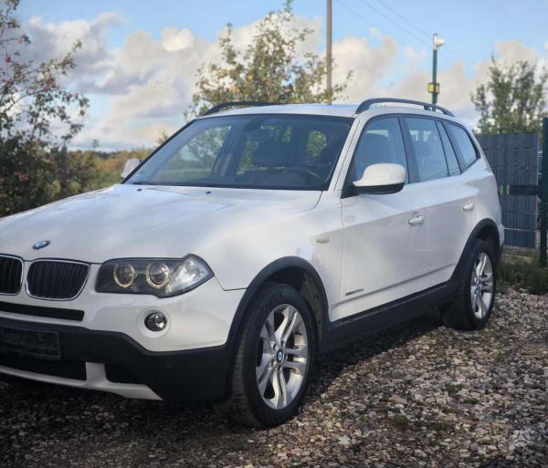 BMW X3 2010 VilkaviÅ”kis vietnÄ Balts BMW X3 2010 VilkaviÅ”kis, ar dzinÄja tilpumu 2.99 L un nobraukumu 235 tÅ«kst. km par 6400 ā¬, foto 4 vietnÄ AUTOMOTO.COM.LV
