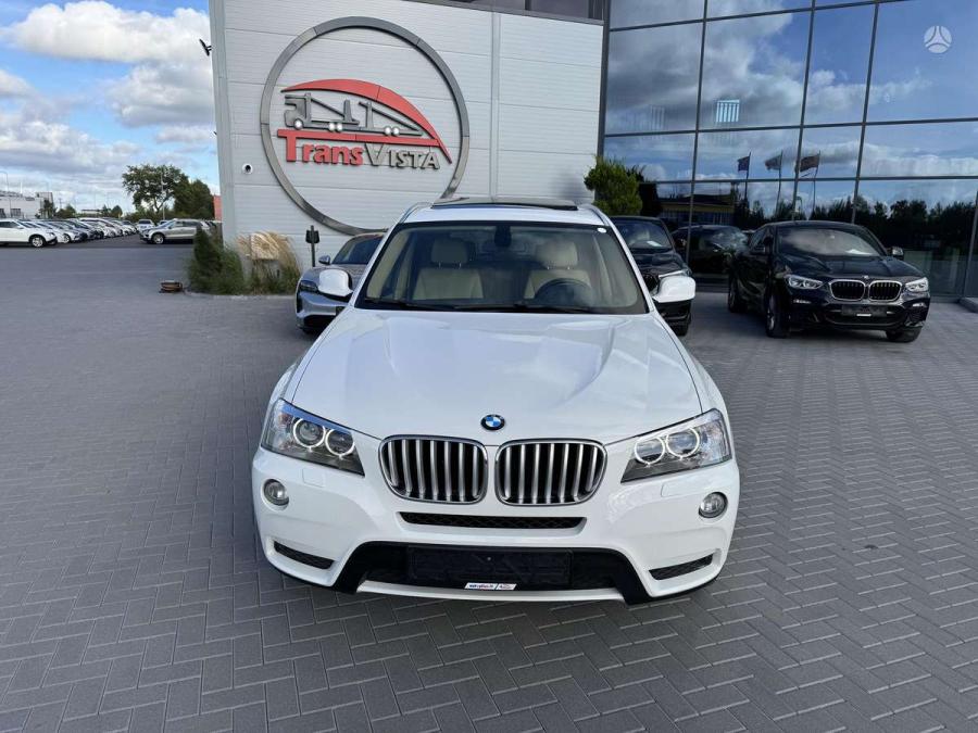 White BMW X3 2010 in Telschi, with an engine capacity of 2.00 L and mileage of 240 thousand km for 8999 €, photo 11 on AUTOMOTO.COM.LV