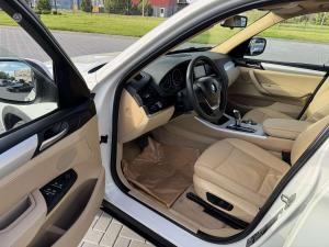 White BMW X3 2010 in Telschi, with an engine capacity of 2.00 L and mileage of 240 thousand km for 8999 €, photo 17 on AUTOMOTO.COM.LV