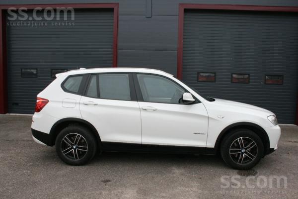 Balts BMW X3 2010 Jelgava, ar dzinēja tilpumu 2.00 L un nobraukumu 222 tūkst. km par 7990 €, foto 5 vietnē AUTOMOTO.COM.LV