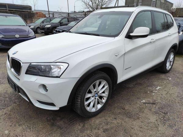 Balts BMW X3 2011 Panevēža, ar dzinēja tilpumu 2.00 L un nobraukumu 393 tūkst. km par 4500 €, foto 6 vietnē AUTOMOTO.COM.LV