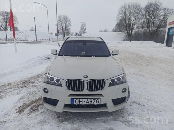 Balts BMW X3 2011 Daugavpils, ar dzinēja tilpumu 3.00 L un nobraukumu 350 tūkst. km par 12700 €, foto 2 vietnē AUTOMOTO.COM.LV