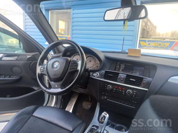 Balts BMW X3 2011 Daugavpils, ar dzinēja tilpumu 3.00 L un nobraukumu 350 tūkst. km par 12700 €, foto 6 vietnē AUTOMOTO.COM.LV