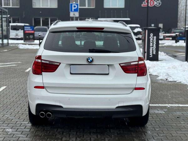 White BMW X3 2011 in Panevezys, with an engine capacity of 2.99 L and mileage of 216 thousand km for 10900 €, photo 6 on AUTOMOTO.COM.LV