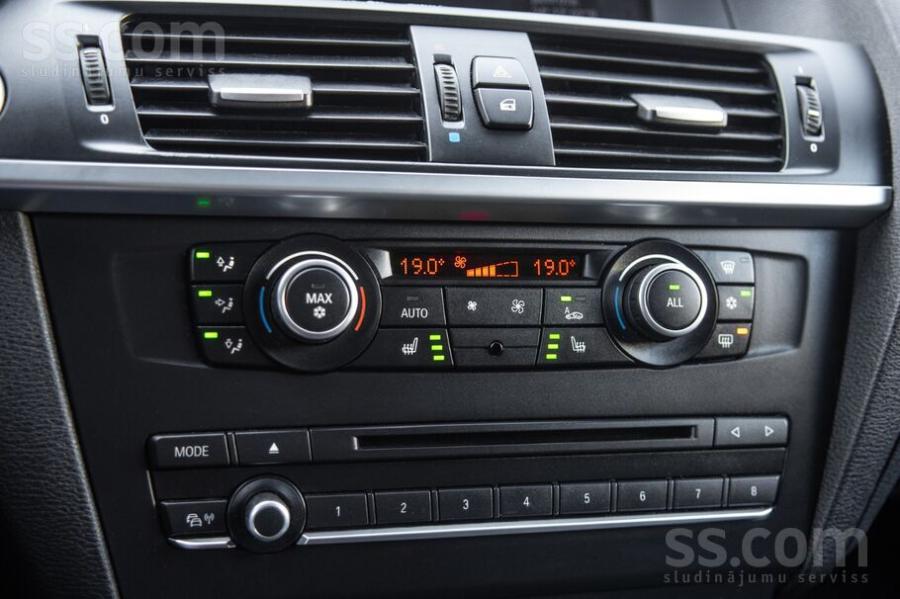 Balts BMW X3 2011 Rīga, ar dzinēja tilpumu 3.00 L un nobraukumu 0 tūkst. km par 12950 €, foto 26 vietnē AUTOMOTO.COM.LV