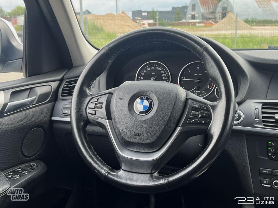 White BMW X3 2011 in Taurage, with an engine capacity of 2.00 L and mileage of 256 thousand km for 6200 €, photo 16 on AUTOMOTO.COM.LV