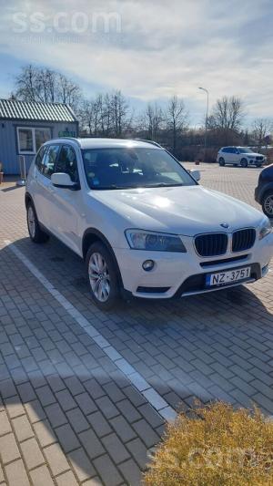 Balts BMW X3 2011 Rīga, ar dzinēja tilpumu 2.00 L un nobraukumu 301 tūkst. km par 6999 €, foto  vietnē AUTOMOTO.COM.LV