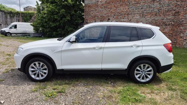 Balts BMW X3 2011 Liepāja, ar dzinēja tilpumu 3.00 L un nobraukumu 284 tūkst. km par 11450 €, foto 8 vietnē AUTOMOTO.COM.LV