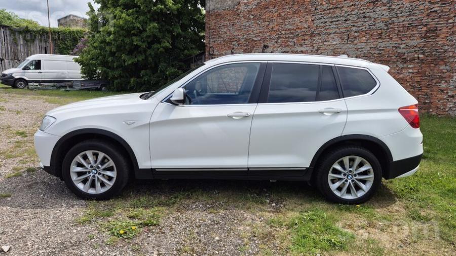 Balts BMW X3 2011 Liepāja, ar dzinēja tilpumu 3.00 L un nobraukumu 284 tūkst. km par 11450 €, foto 9 vietnē AUTOMOTO.COM.LV