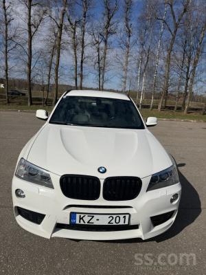 White BMW X3 2011 in Riga, with an engine capacity of 2.00 L and mileage of 303 thousand km for 11990 €, photo  on AUTOMOTO.COM.LV