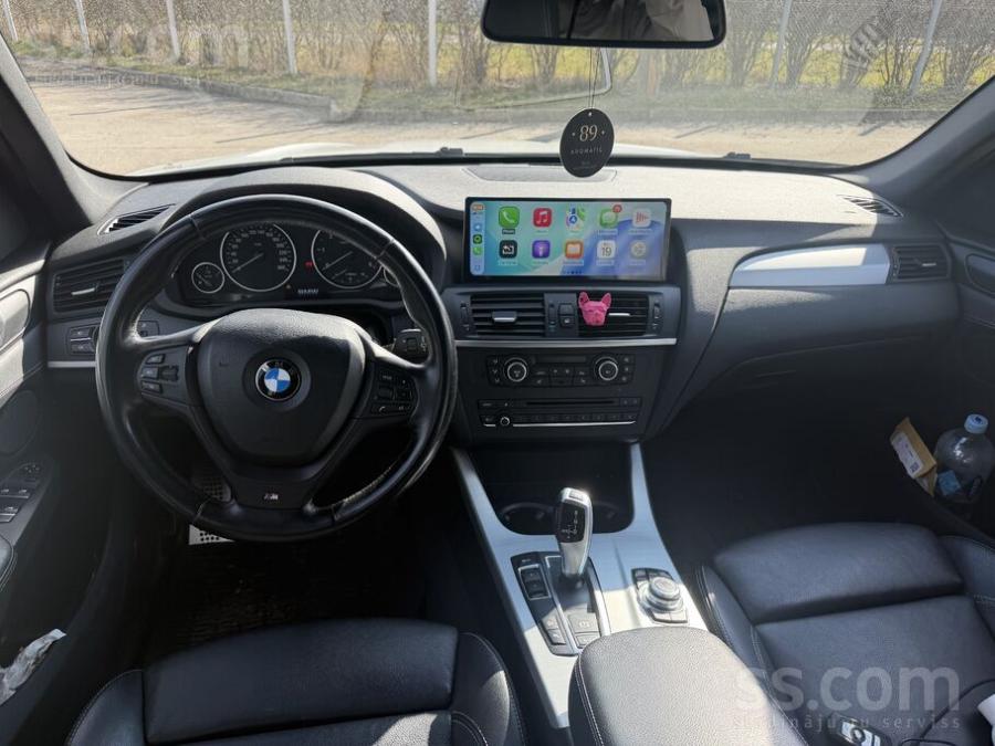 White BMW X3 2011 in Riga, with an engine capacity of 2.00 L and mileage of 303 thousand km for 11990 €, photo 6 on AUTOMOTO.COM.LV