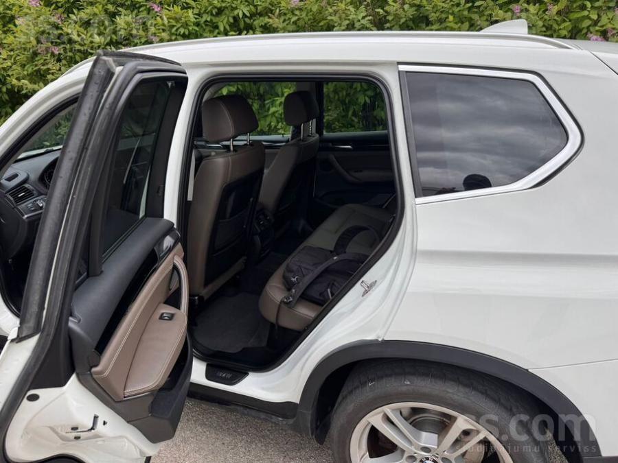 Balts BMW X3 2011 Rīga, ar dzinēja tilpumu 3.00 L un nobraukumu 0 tūkst. km par 7290 €, foto 6 vietnē AUTOMOTO.COM.LV