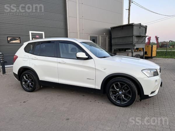 Balts BMW X3 2011 Jelgava, ar dzinēja tilpumu 2.00 L un nobraukumu 0 tūkst. km par 7900 €, foto 2 vietnē AUTOMOTO.COM.LV