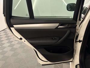Balts BMW X3 2011 Marijampole, ar dzinēja tilpumu 3.00 L un nobraukumu 302 tūkst. km par 10950 €, foto 7 vietnē AUTOMOTO.COM.LV