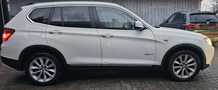 White BMW X3 2011 in Plunge, with an engine capacity of 3.00 L and mileage of 259 thousand km for 6000 €, photo 4 on AUTOMOTO.COM.LV
