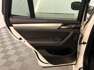 White BMW X3 2011 in Marijampole, with an engine capacity of 2.99 L and mileage of 289 thousand km for 10950 €, photo 16 on AUTOMOTO.COM.LV