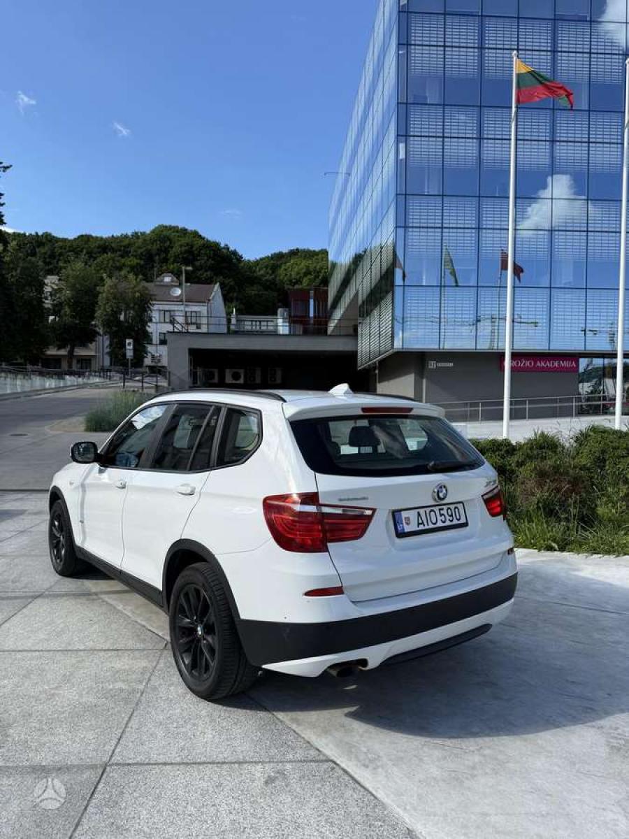 White BMW X3 2011 in Kaunas, with an engine capacity of 2.00 L and mileage of 314 thousand km for 8500 €, photo 3 on AUTOMOTO.COM.LV