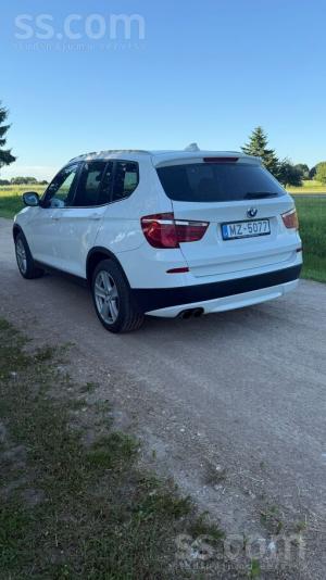 White BMW X3 2011 in Liepaja, with an engine capacity of 3.00 L and mileage of 412 thousand km for 10500 €, photo 5 on AUTOMOTO.COM.LV